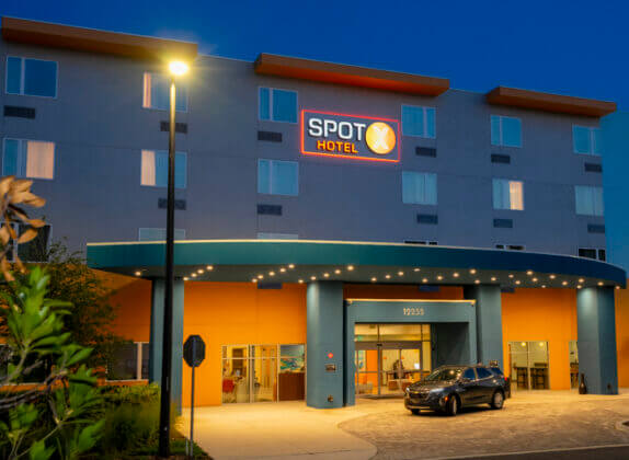 Spot X Hotel: Hotel bom e bem localizado em Orlando